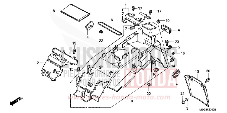 GARDE-BOUE ARRIERE de VFR800F ITALIAN RED (R157) de 2001